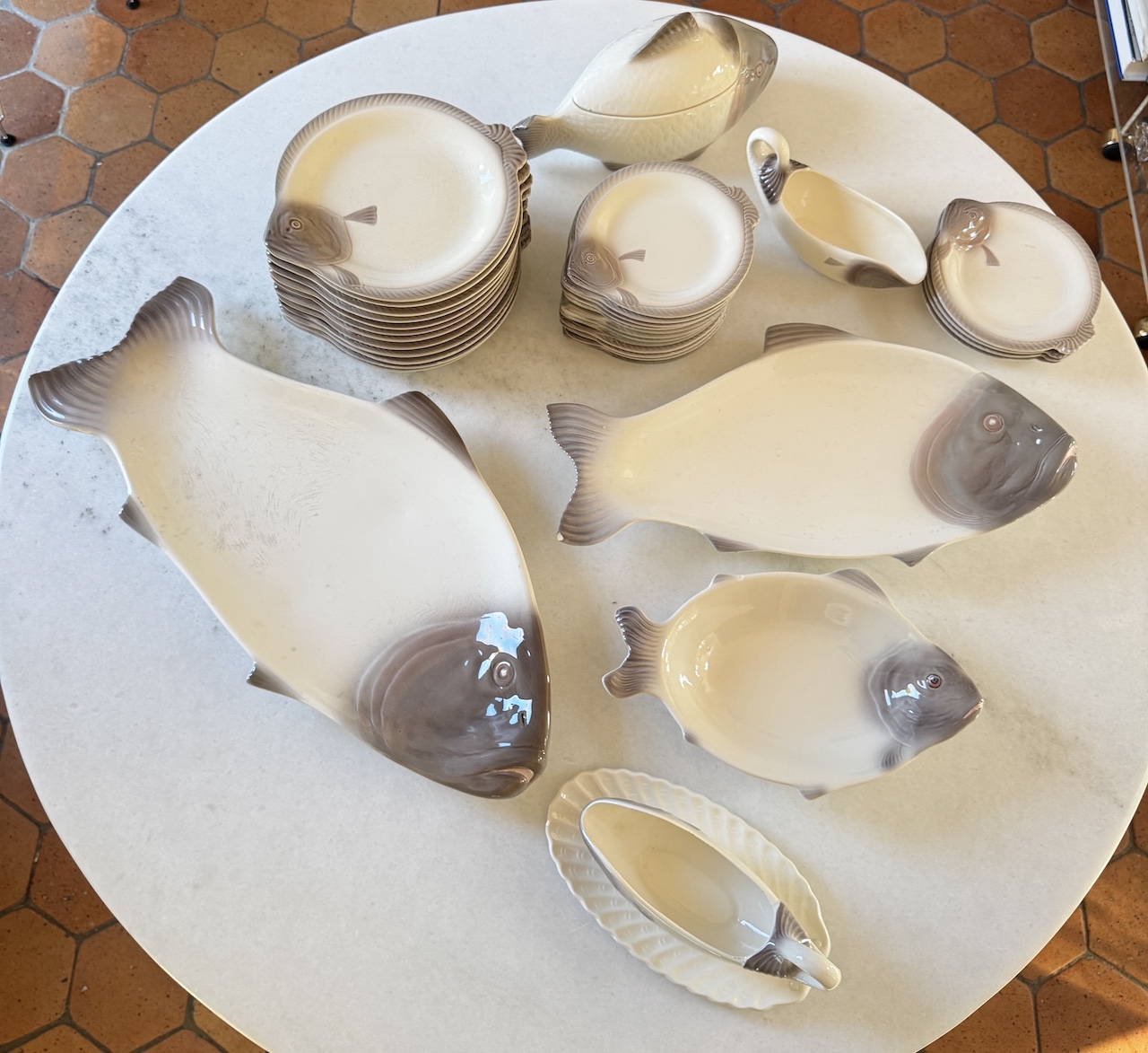 Fish Dinnerware Waechtersbach by Albin Müller 1906 for 12 people ...